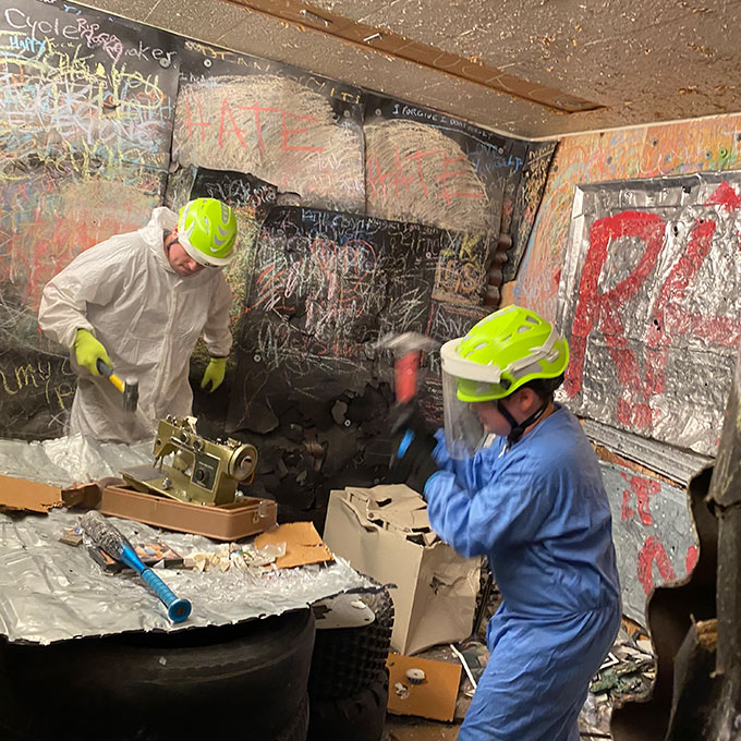 Private Rage Room and Splatter Paint Party | Virgin Experience Gifts